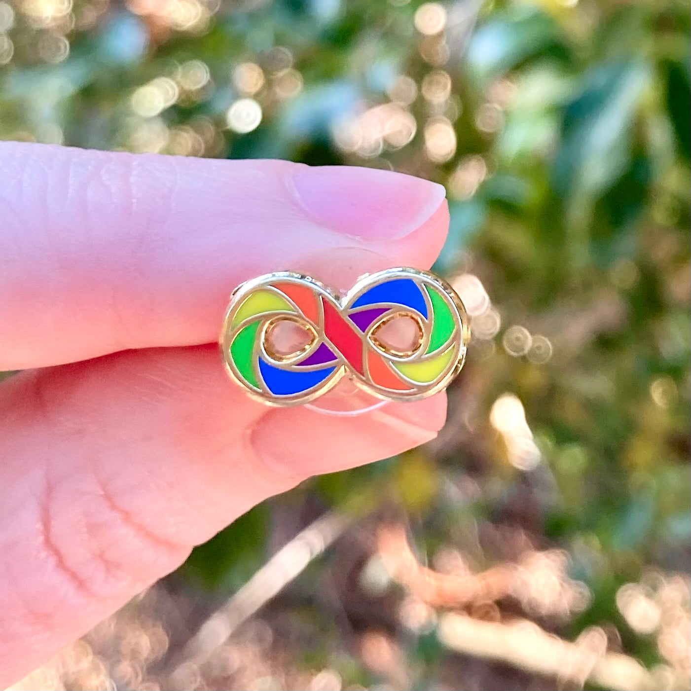 Autism Infinite Rainbow 17mm Hard Enamel Pin – Jesse Irwin Art